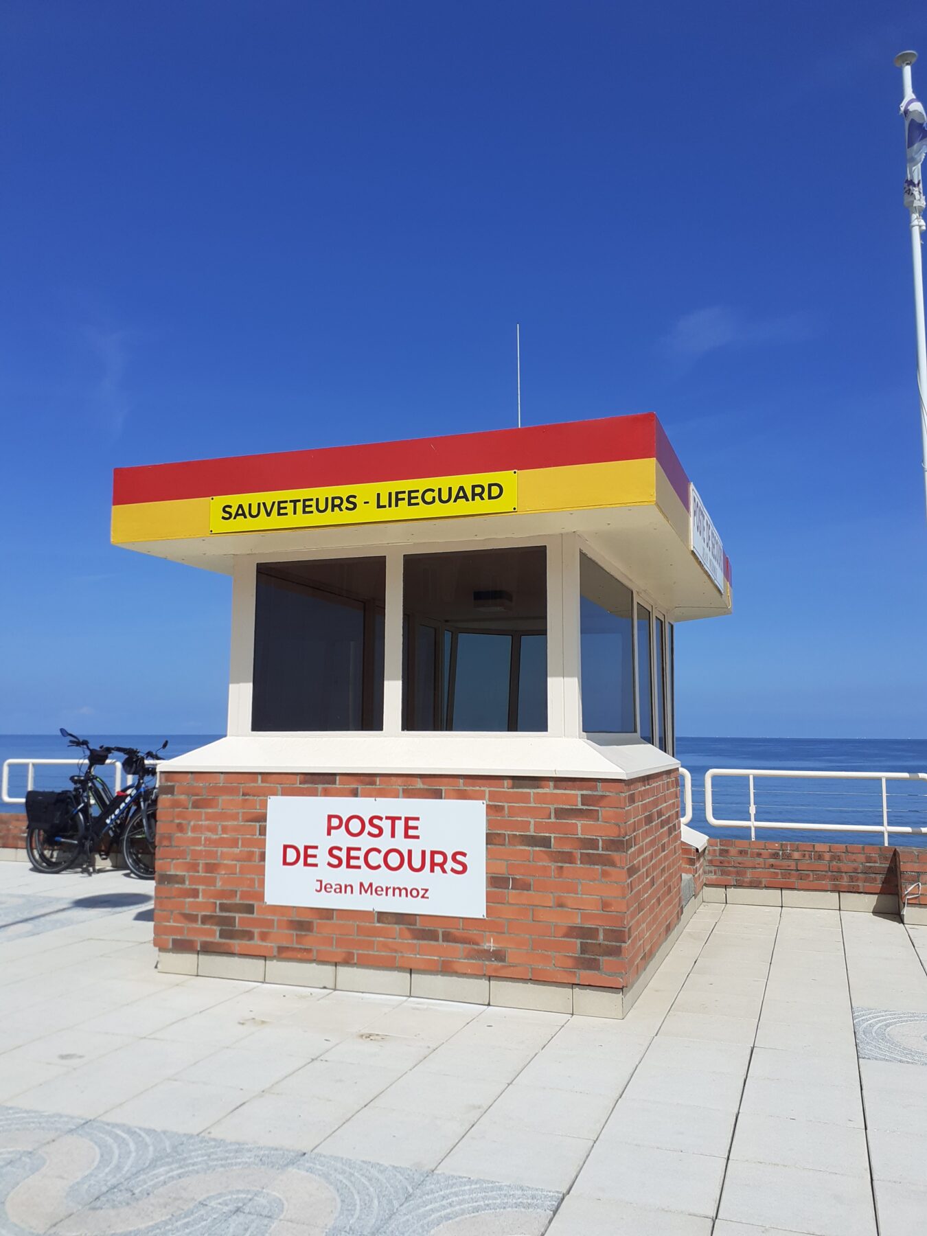 De nouvelles couleurs pour les postes de secours - Villers-sur-mer